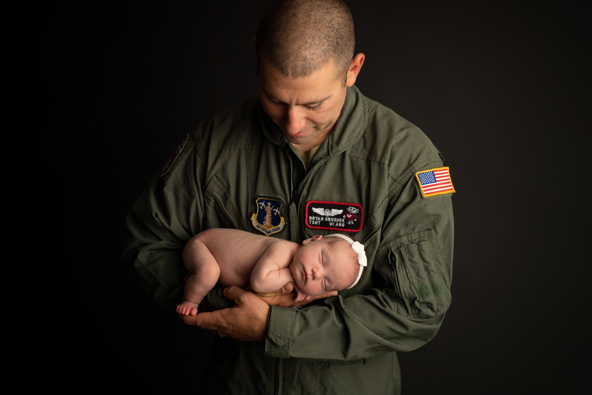 home-Kenosha Newborn-Baby-Family » Lori Booth Photography
